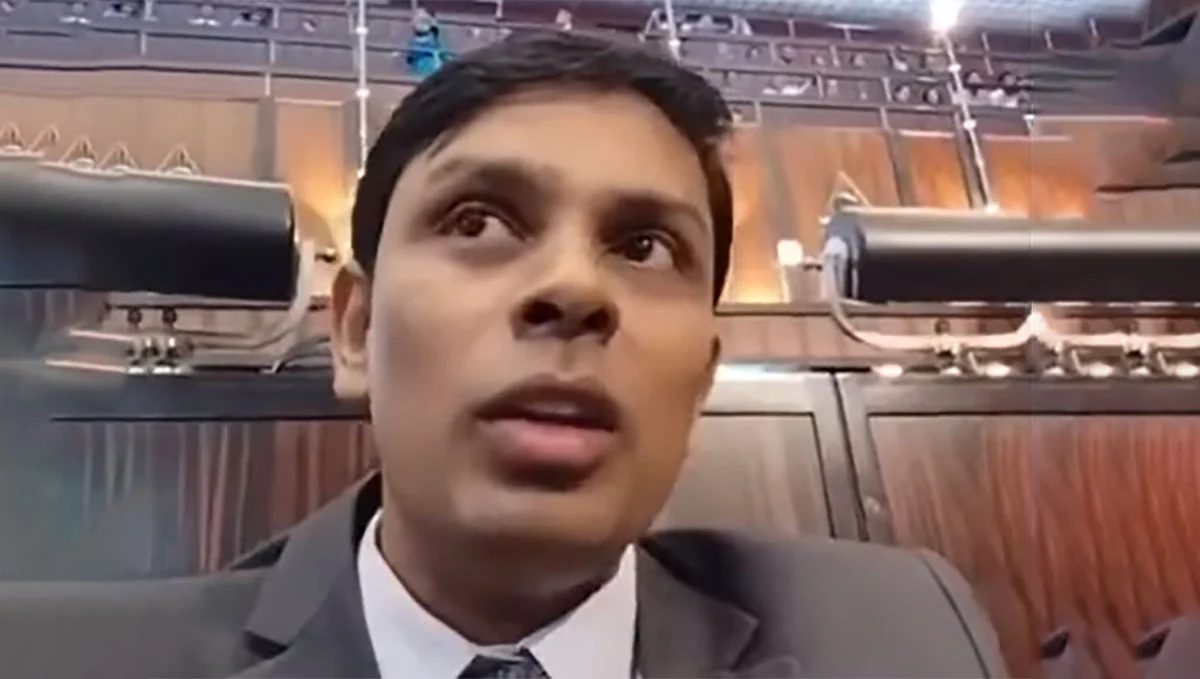 MP Dr. Ramanathan Archuna Attacked At The Opposition Leader's Office.